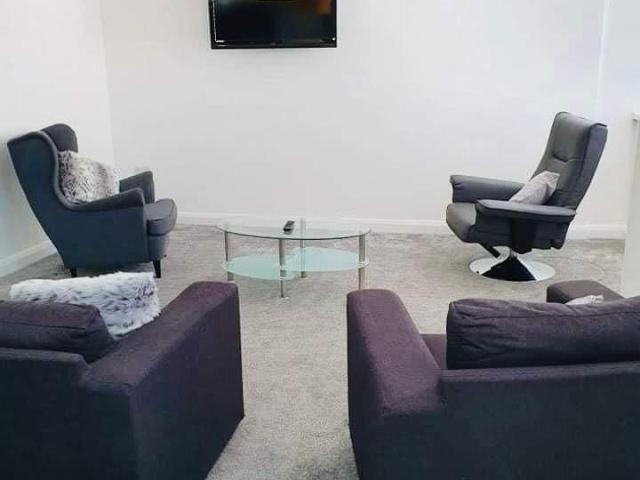 3 bedroom apartment to rent