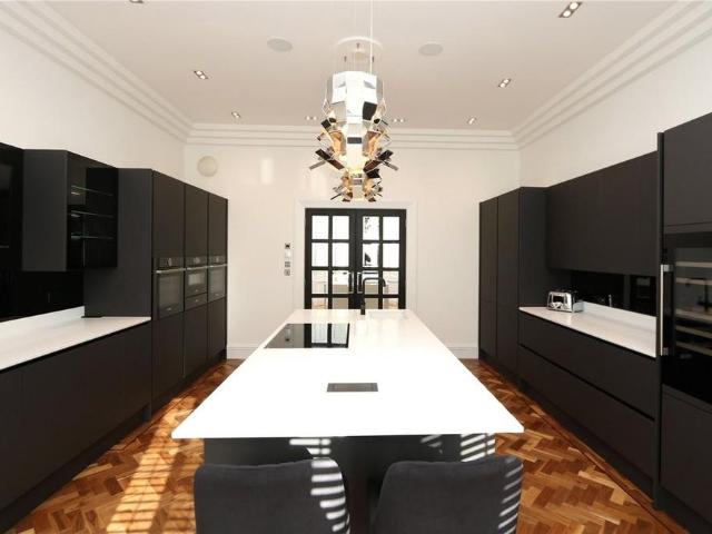 3 bedroom apartment to rent