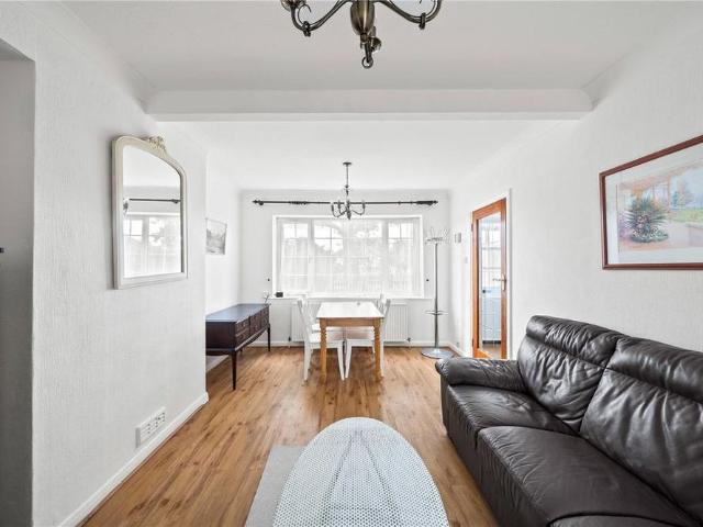3 bedroom apartment to rent