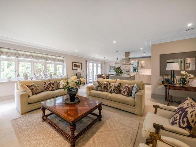 3 bedroom apartment to rent