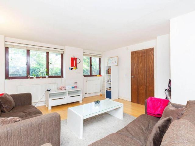 3 bedroom apartment to rent