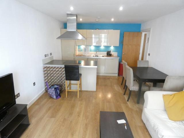 3 bedroom apartment to rent