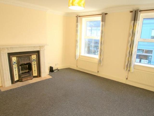 3 bedroom apartment to rent