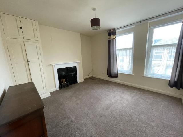 3 bedroom apartment to rent