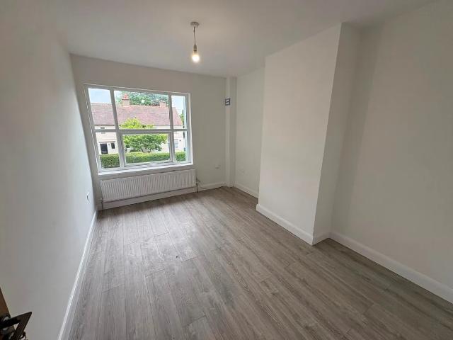 3 bedroom apartment to rent