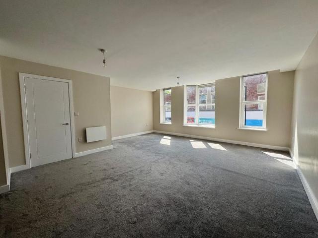 3 bedroom apartment to rent