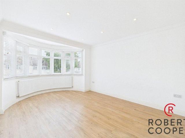 3 bedroom apartment to rent