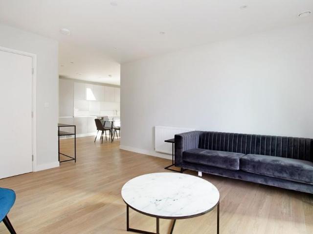 3 bedroom apartment to rent