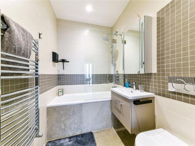 3 bedroom apartment to rent