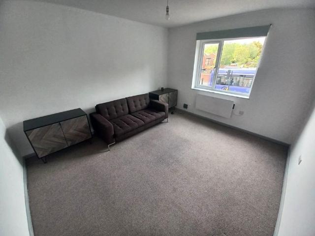 3 bedroom apartment to rent