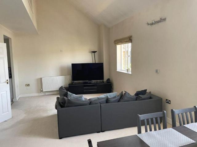3 bedroom apartment to rent