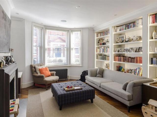 3 bedroom apartment to rent