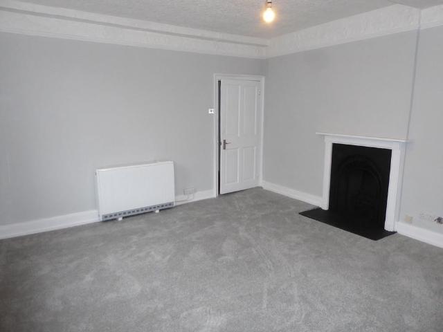 3 bedroom apartment to rent