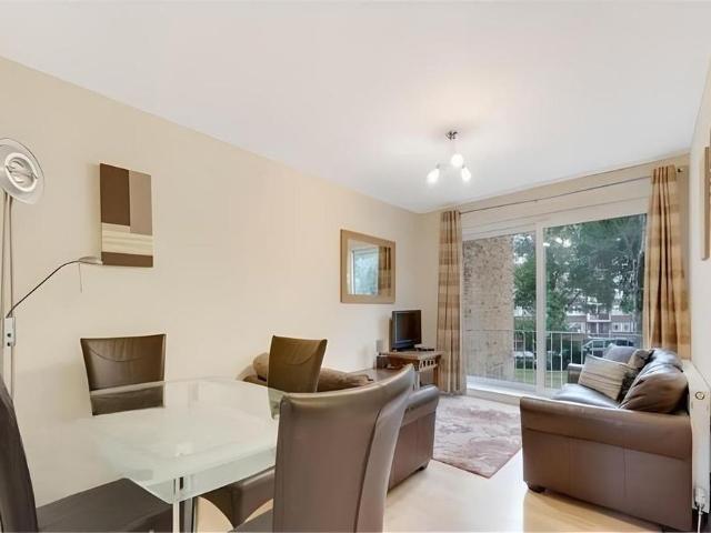 3 bedroom apartment to rent
