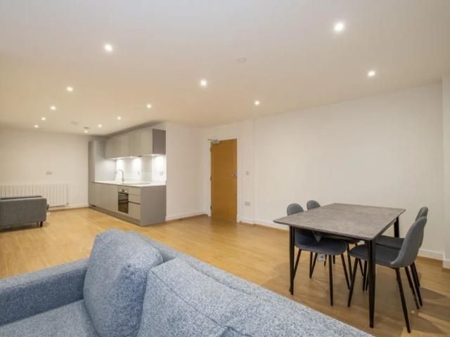 3 bedroom apartment to rent