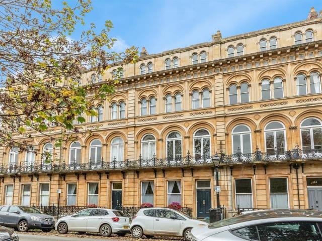 3 bedroom apartment to rent