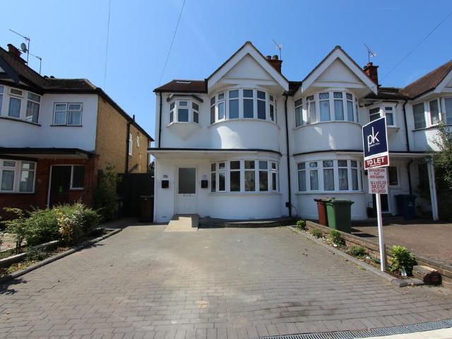 3 bedroom apartment to rent
