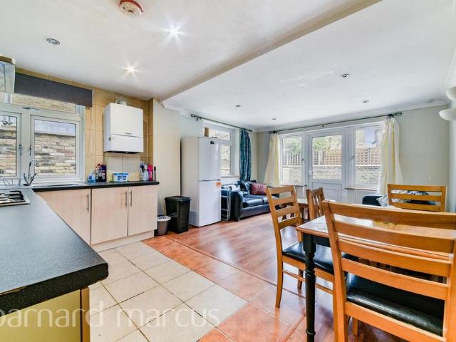 3 bedroom apartment to rent