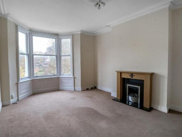 3 bedroom apartment to rent