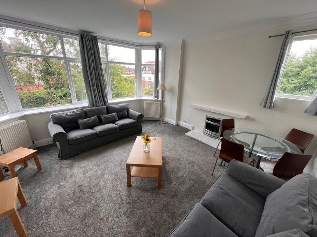3 bedroom apartment to rent
