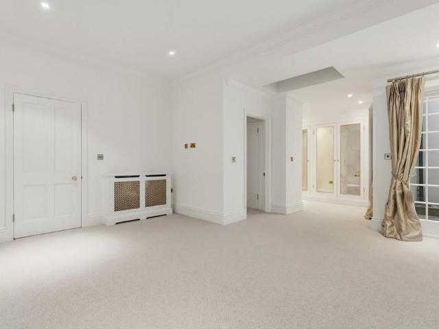 3 bedroom apartment to rent