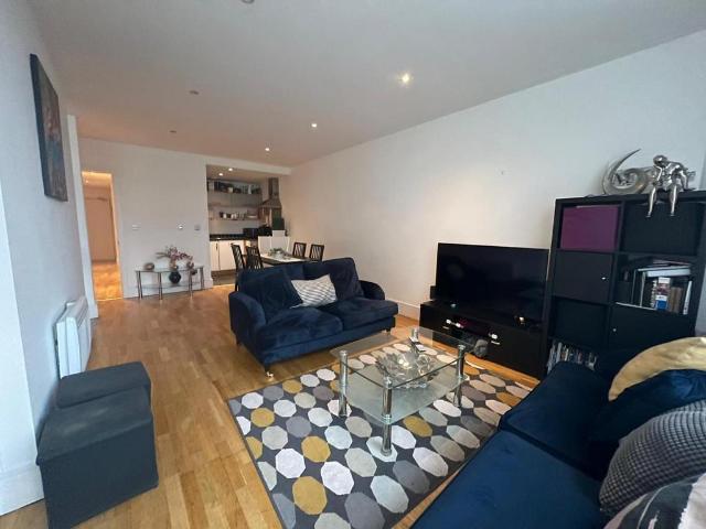 3 bedroom apartment to rent