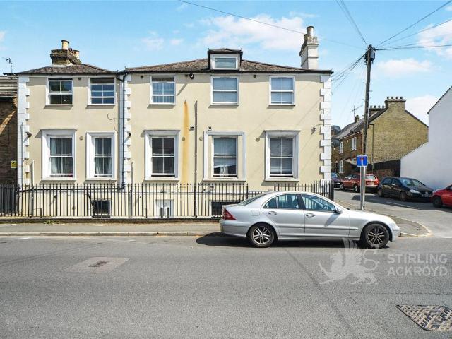 3 bedroom apartment to rent