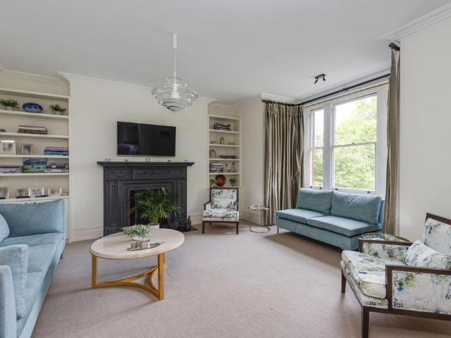 3 bedroom apartment to rent