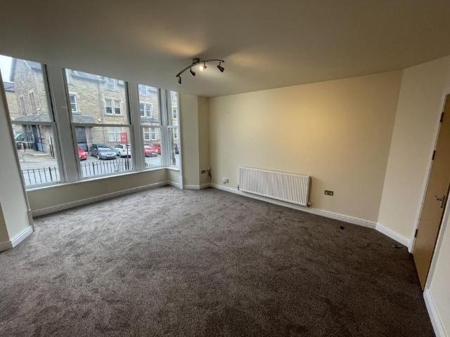 3 bedroom apartment to rent