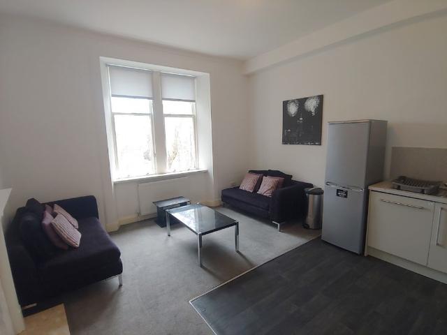 3 bedroom apartment to rent