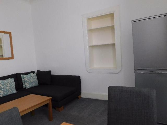 3 bedroom apartment to rent