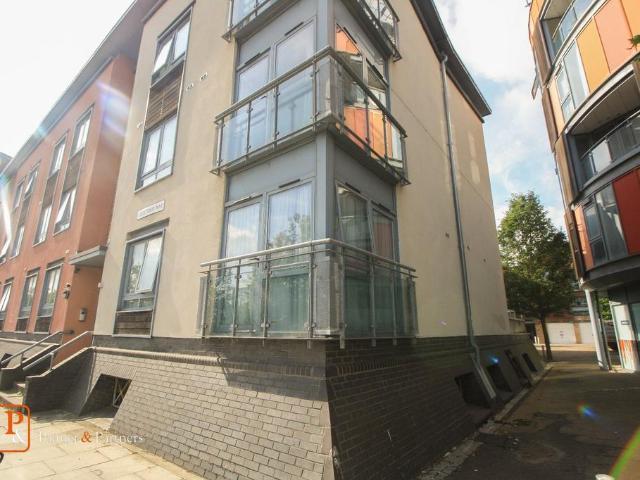 3 bedroom apartment to rent