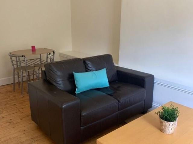 3 bedroom apartment to rent