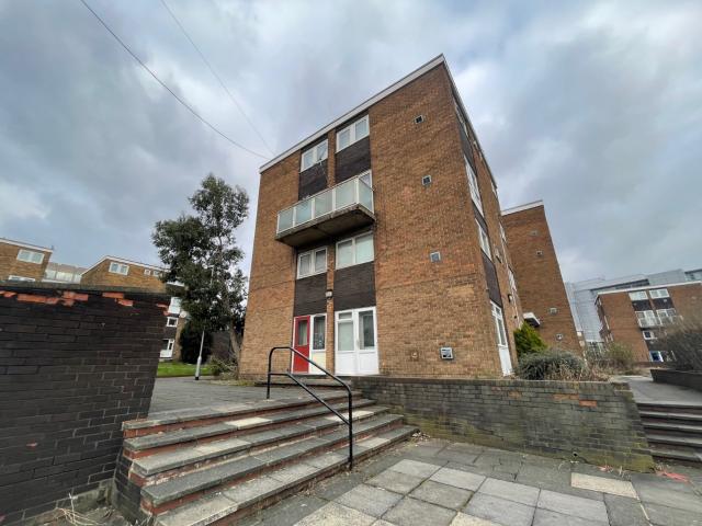 3 bedroom apartment to rent