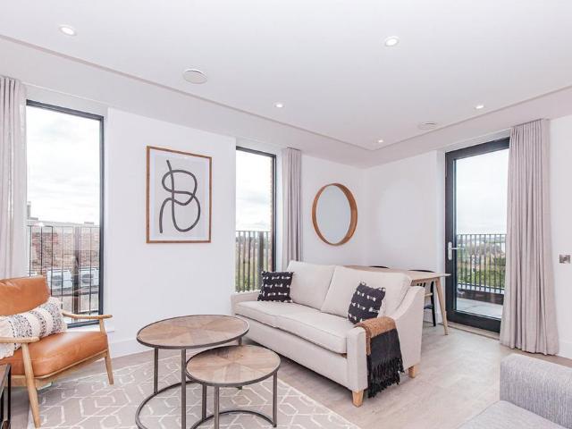 3 bedroom apartment to rent