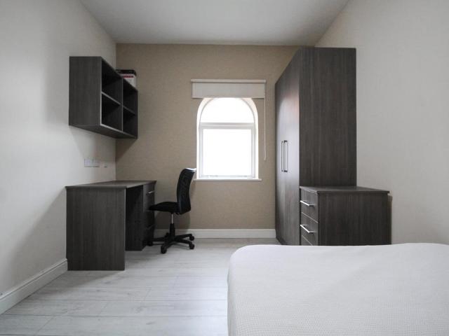 3 bedroom apartment to rent