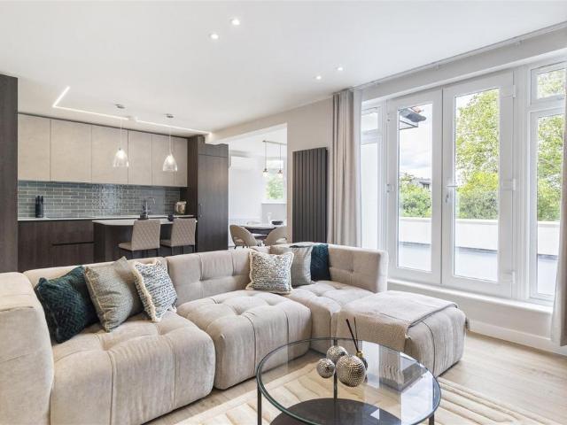 3 bedroom apartment to rent