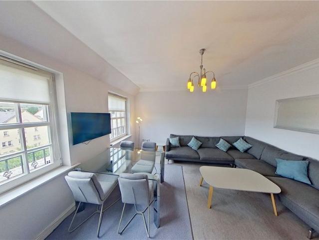 3 bedroom apartment to rent