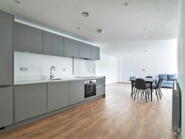 3 bedroom apartment to rent