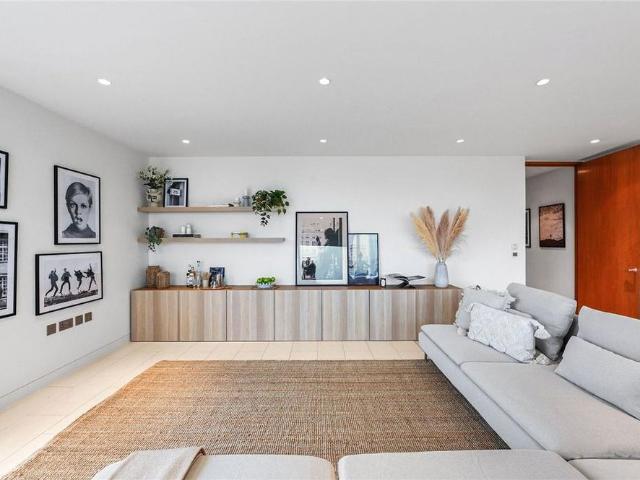 3 bedroom apartment to rent