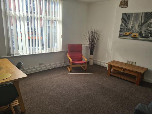 3 bedroom apartment to rent