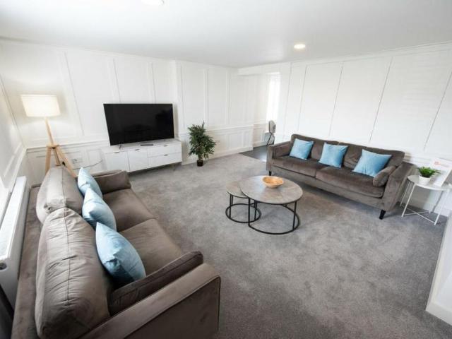 3 bedroom apartment to rent