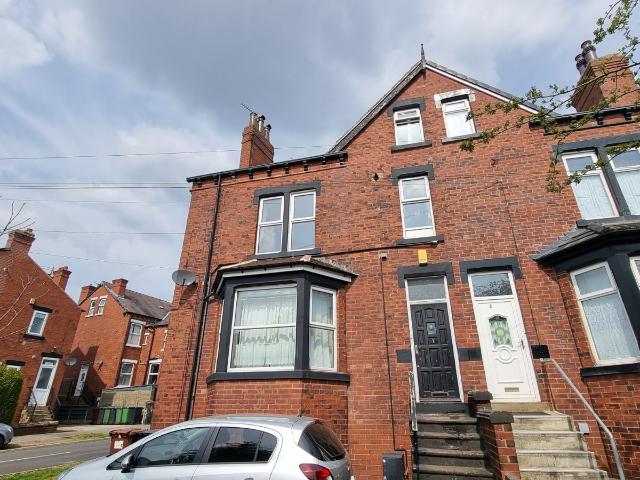 3 bedroom apartment to rent