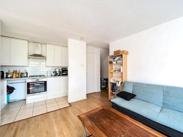 3 bedroom apartment to rent