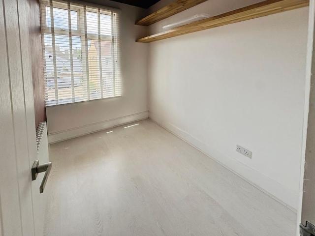 3 bedroom apartment to rent