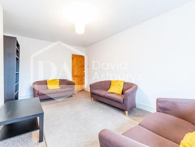 3 bedroom apartment to rent