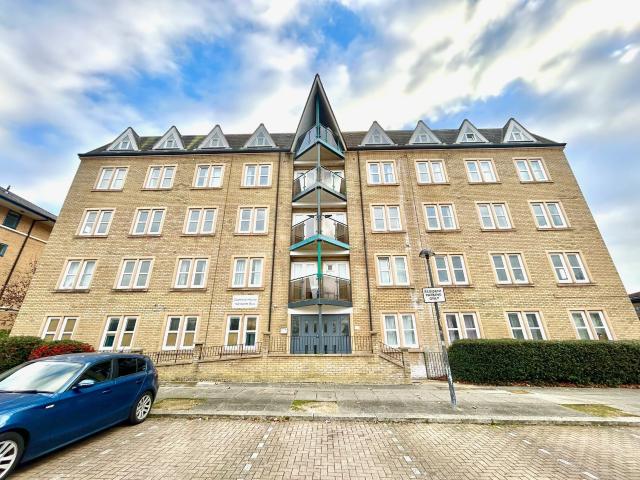 3 bedroom apartment to rent