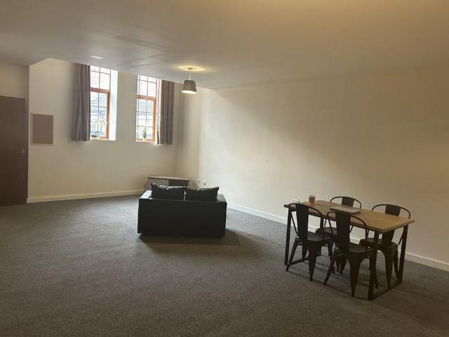 3 bedroom apartment to rent