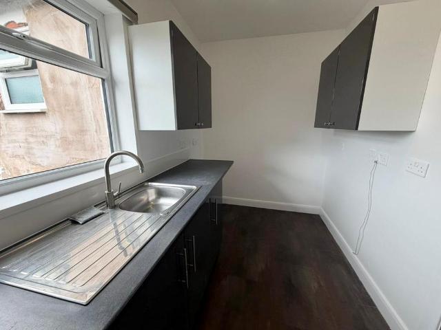 3 bedroom apartment to rent