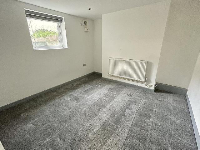 3 bedroom apartment to rent